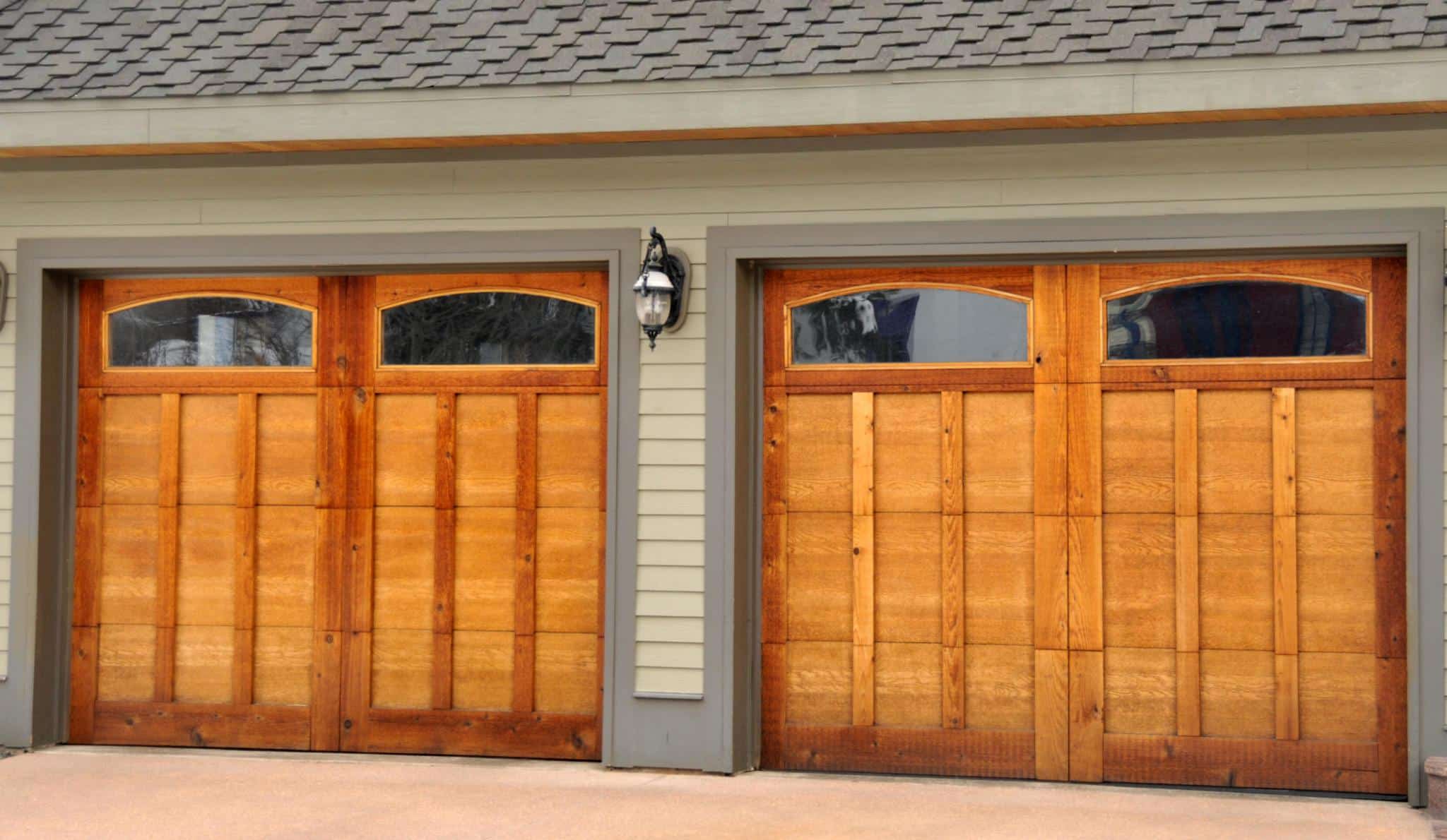 Elevate Your Home's Aesthetic with Stunning Craftsman Style Garage ...