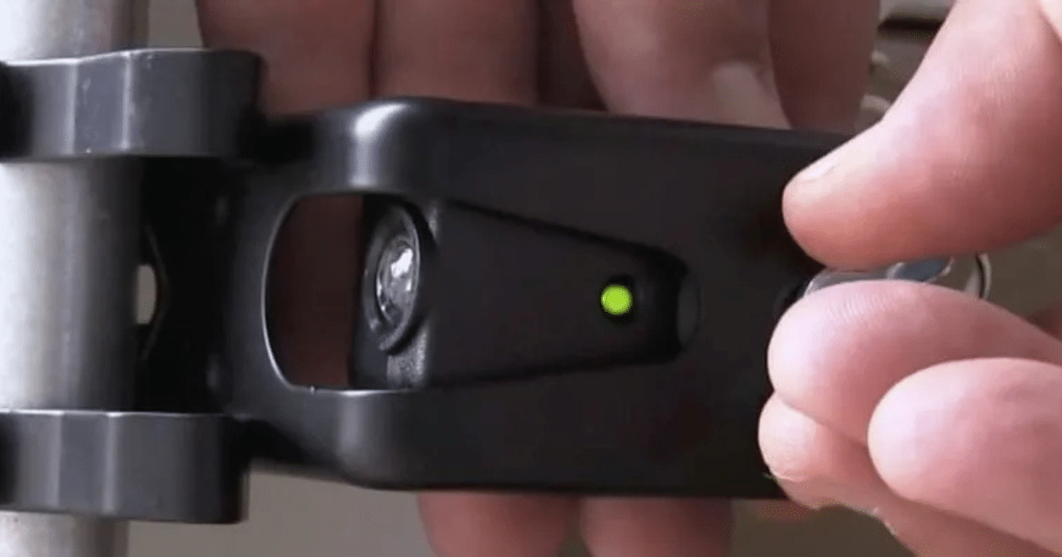 Best Garage Door Sensor (2025 Buying Guide)